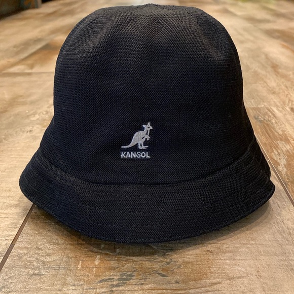 Kangol | Accessories | Vintage Kangol Tropic Bin Hat Black Size Xlarge ...